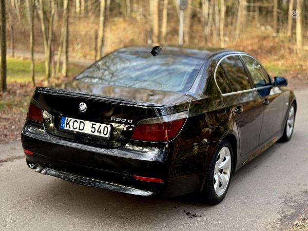Black BMW 530 2006 in Vilnius, with an engine capacity of 3.00 L and mileage of 291 thousand km for 2900 €, photo 5 on AUTOMOTO.COM.LV