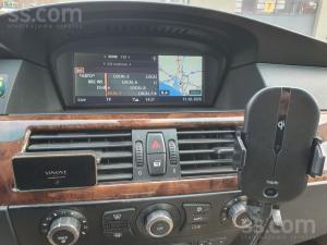 Black BMW 530 2006 in Riga, with an engine capacity of 3.00 L and mileage of 369 thousand km for 4950 €, photo 3 on AUTOMOTO.COM.LV