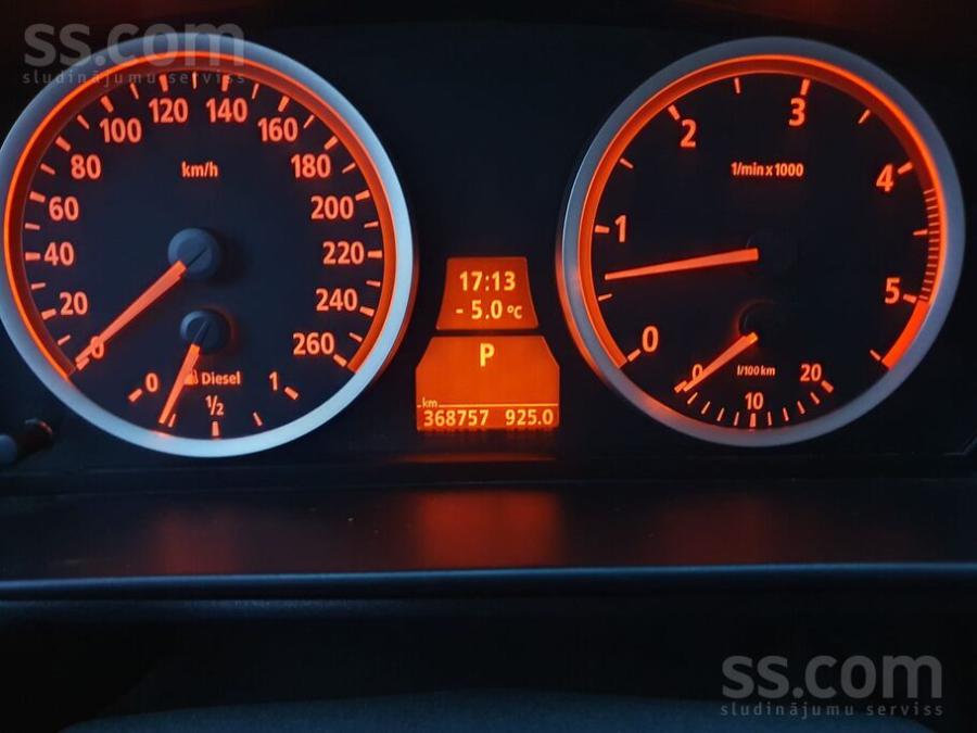 Black BMW 530 2006 in Riga, with an engine capacity of 3.00 L and mileage of 369 thousand km for 4950 €, photo 16 on AUTOMOTO.COM.LV