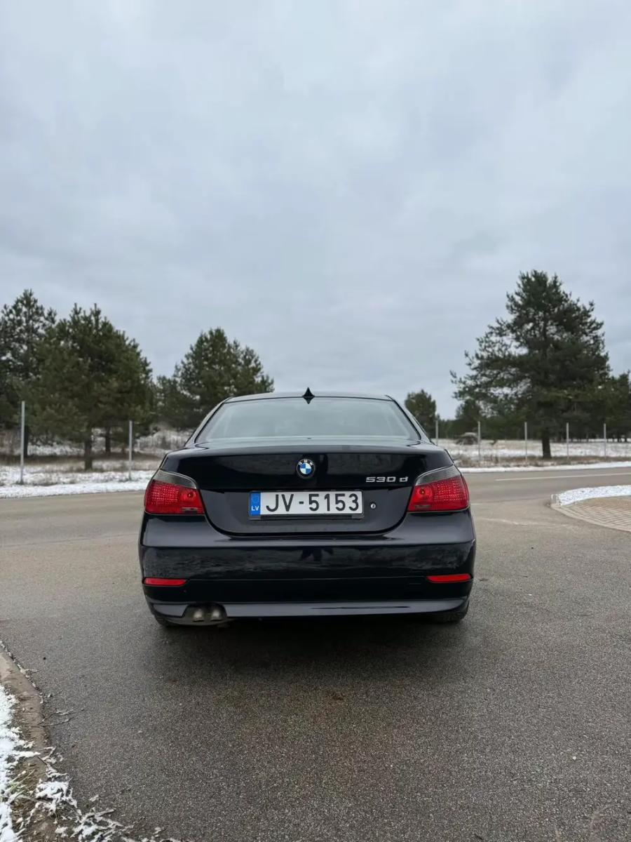 Black BMW 530 2006 in Riga, with an engine capacity of 3.00 L and mileage of 208 thousand km for 5000 €, photo 7 on AUTOMOTO.COM.LV