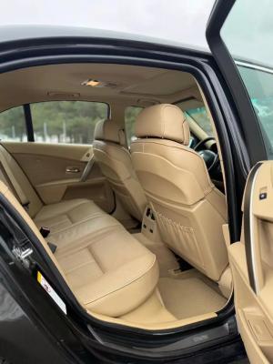 Black BMW 530 2006 in Riga, with an engine capacity of 3.00 L and mileage of 208 thousand km for 5000 €, photo 13 on AUTOMOTO.COM.LV
