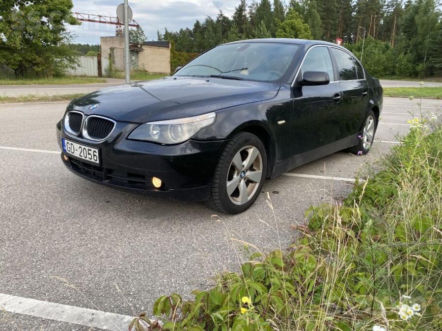 Black BMW 530 2006 in Daugavpils, with an engine capacity of 3.00 L and mileage of 524 thousand km for 3350 €, photo 3 on AUTOMOTO.COM.LV