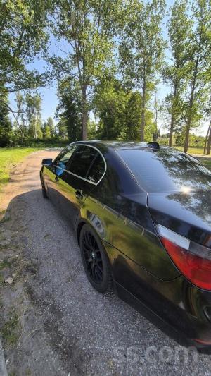 Black BMW 530 2006 in Ventspils, with an engine capacity of 3.00 L and mileage of 506 thousand km for 3000 €, photo 6 on AUTOMOTO.COM.LV