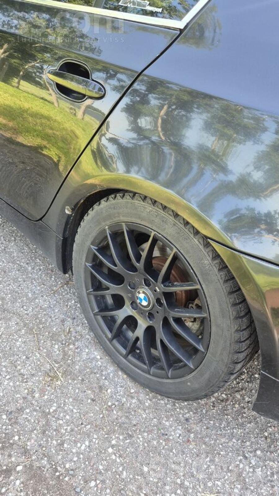 Black BMW 530 2006 in Ventspils, with an engine capacity of 3.00 L and mileage of 506 thousand km for 3000 €, photo 10 on AUTOMOTO.COM.LV