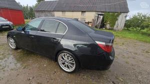 Melns BMW 530 2006 Šilutė, ar dzinēja tilpumu 3.00 L un nobraukumu 344 tūkst. km par 2800 €, foto 11 vietnē AUTOMOTO.COM.LV