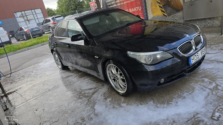 Melns BMW 530 2006 Šilutė, ar dzinēja tilpumu 3.00 L un nobraukumu 344 tūkst. km par 2800 €, foto 12 vietnē AUTOMOTO.COM.LV