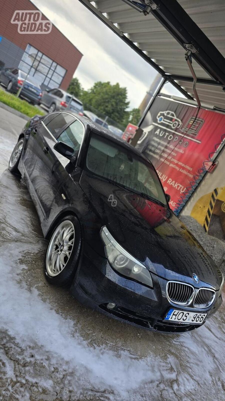 Melns BMW 530 2006 Šilutė, ar dzinēja tilpumu 3.00 L un nobraukumu 344 tūkst. km par 2800 €, foto 18 vietnē AUTOMOTO.COM.LV