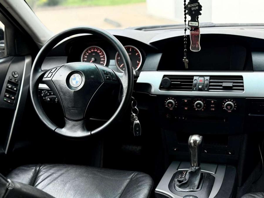 Black BMW 530 2006 in Kaunas, with an engine capacity of 2.99 L and mileage of 358 thousand km for 4000 €, photo 16 on AUTOMOTO.COM.LV
