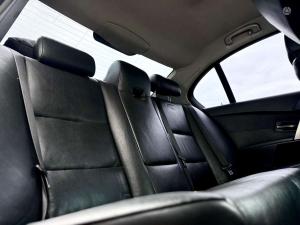 Black BMW 530 2006 in Kaunas, with an engine capacity of 2.99 L and mileage of 358 thousand km for 4000 €, photo 22 on AUTOMOTO.COM.LV