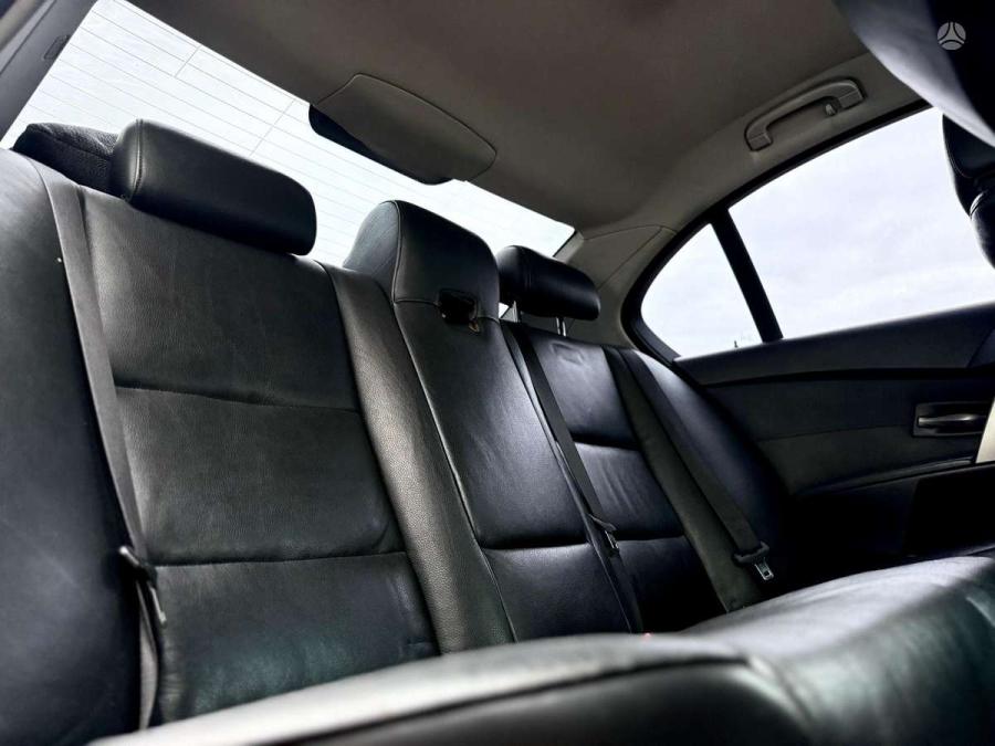 Black BMW 530 2006 in Kaunas, with an engine capacity of 2.99 L and mileage of 358 thousand km for 4000 €, photo 22 on AUTOMOTO.COM.LV