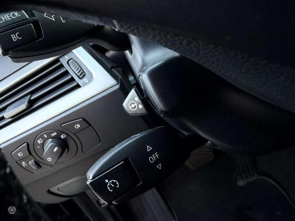 Black BMW 530 2006 in Kaunas, with an engine capacity of 2.49 L and mileage of 365 thousand km for 4250 €, photo 8 on AUTOMOTO.COM.LV