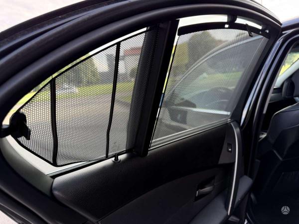 Black BMW 530 2006 in Kaunas, with an engine capacity of 2.49 L and mileage of 365 thousand km for 4250 €, photo 10 on AUTOMOTO.COM.LV