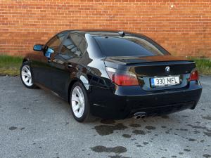 Melns BMW 530 2006 Tallina, ar dzinēja tilpumu 3.00 L un nobraukumu 439 tūkst. km par 6000 €, foto 21 vietnē AUTOMOTO.COM.LV