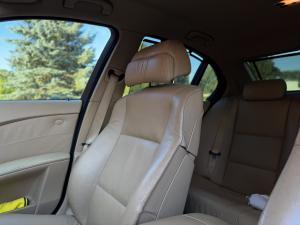 Melns BMW 530 2006 Tallina, ar dzinēja tilpumu 3.00 L un nobraukumu 439 tūkst. km par 6000 €, foto 30 vietnē AUTOMOTO.COM.LV