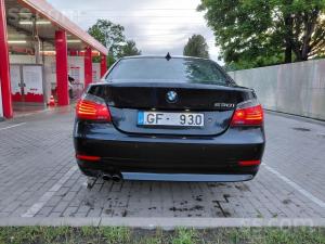 Black BMW 530 2006 in Riga, with an engine capacity of 3.00 L and mileage of 297 thousand km for 3950 €, photo 5 on AUTOMOTO.COM.LV