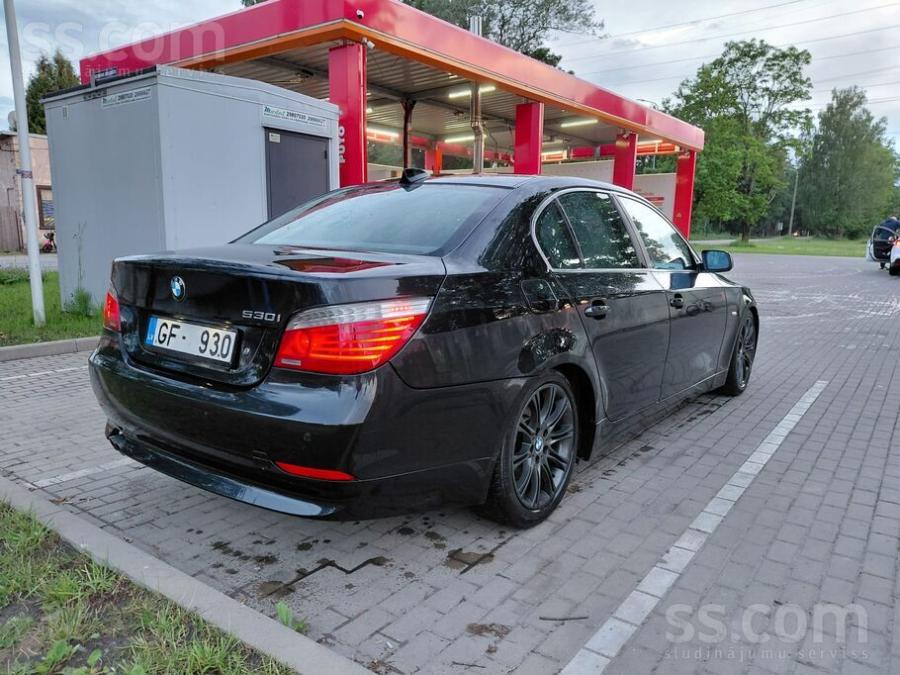 Black BMW 530 2006 in Riga, with an engine capacity of 3.00 L and mileage of 297 thousand km for 3950 €, photo 6 on AUTOMOTO.COM.LV