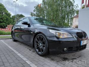 Black BMW 530 2006 in Riga, with an engine capacity of 3.00 L and mileage of 297 thousand km for 3950 €, photo 8 on AUTOMOTO.COM.LV