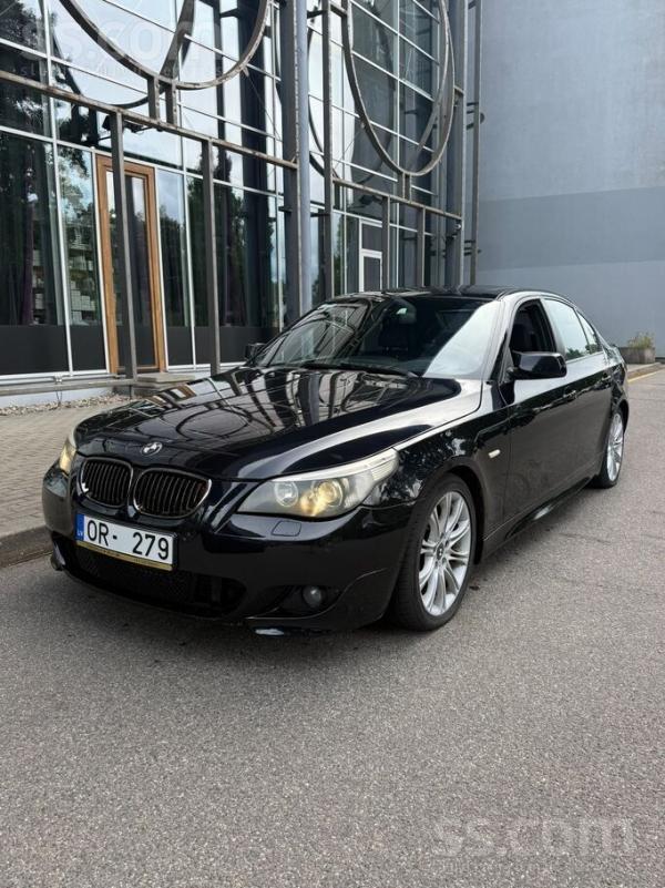 Black BMW 530 2006 in Riga, with an engine capacity of 3.00 L and mileage of 0 thousand km for 5500 €, photo 1 on AUTOMOTO.COM.LV