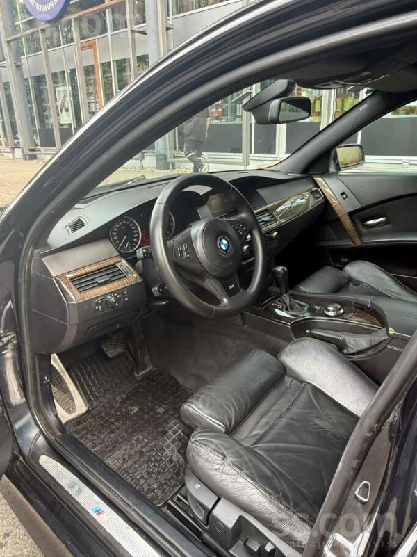 Black BMW 530 2006 in Riga, with an engine capacity of 3.00 L and mileage of 0 thousand km for 5500 €, photo 5 on AUTOMOTO.COM.LV