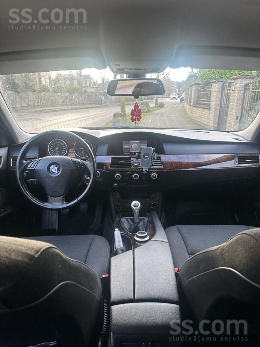 Melns BMW 530 2007 Liepāja, ar dzinēja tilpumu 3.00 L un nobraukumu 351 tūkst. km par 3700 €, foto 6 vietnē AUTOMOTO.COM.LV