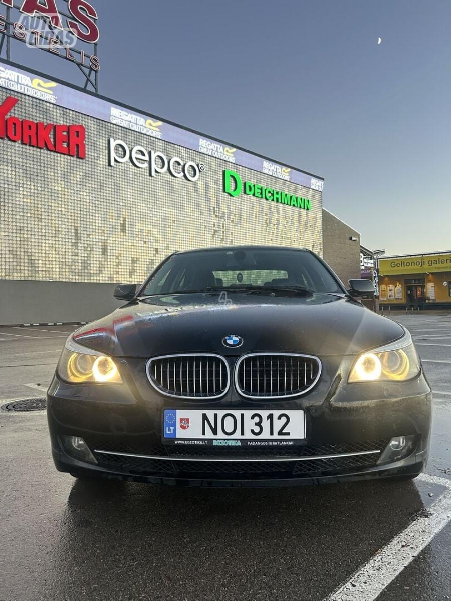 Black BMW 530 2007 in Kaunas, with an engine capacity of 3.00 L and mileage of 400 thousand km for 3900 €, photo 6 on AUTOMOTO.COM.LV
