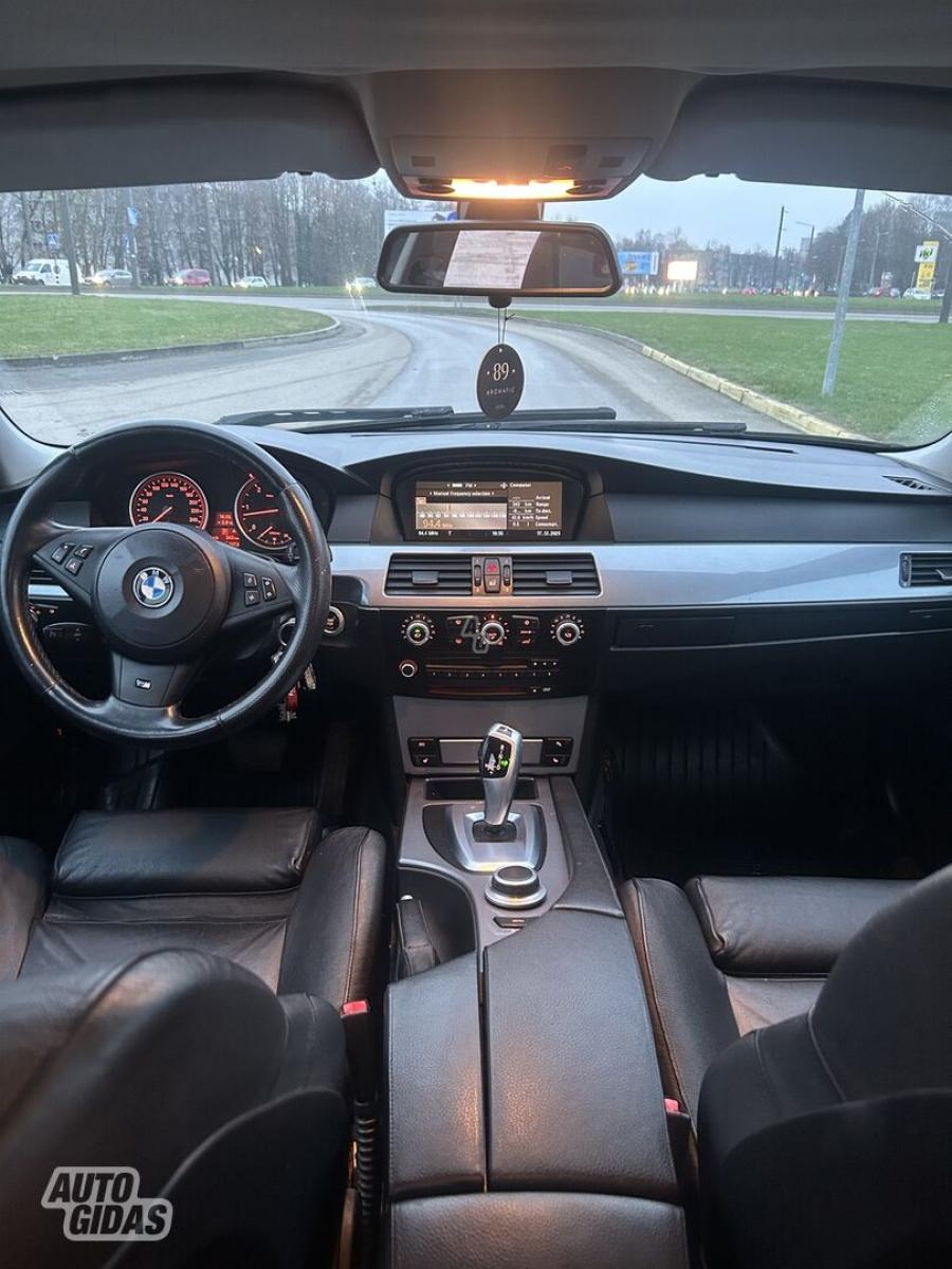 Black BMW 530 2007 in Kaunas, with an engine capacity of 3.00 L and mileage of 400 thousand km for 3900 €, photo 8 on AUTOMOTO.COM.LV