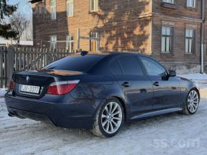 Melns BMW 530 2007 Rīga, ar dzinēja tilpumu 3.00 L un nobraukumu 334 tūkst. km par 8500 €, foto 6 vietnē AUTOMOTO.COM.LV