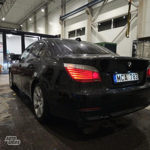 Black BMW 530 2007 in Klaipeda, with an engine capacity of 3.00 L and mileage of 365 thousand km for 5399 €, photo 7 on AUTOMOTO.COM.LV