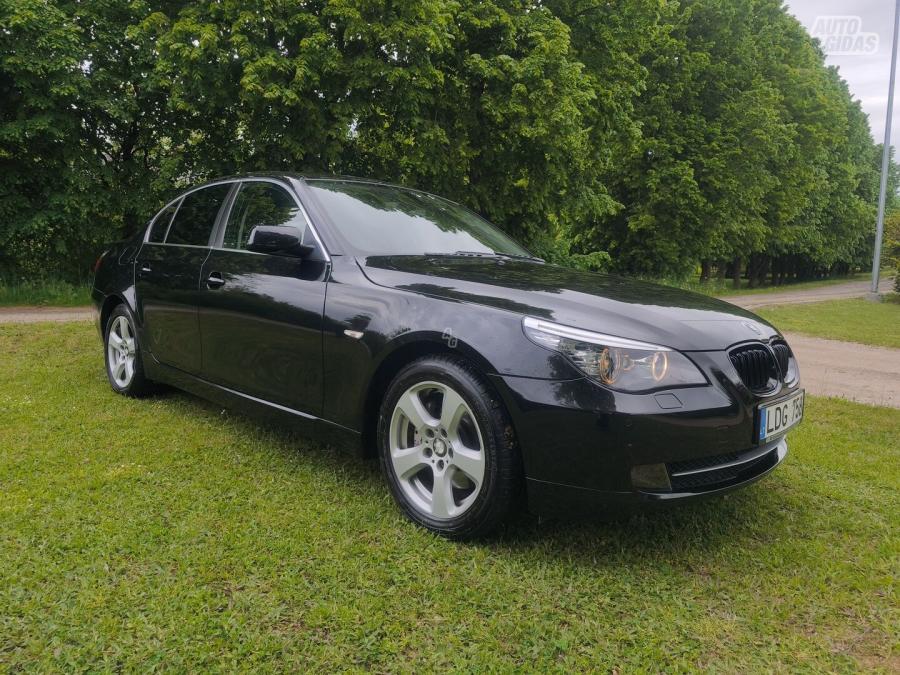 Melns BMW 530 2007 Kretinga, ar dzinēja tilpumu 3.00 L un nobraukumu 337 tūkst. km par 5900 €, foto 1 vietnē AUTOMOTO.COM.LV