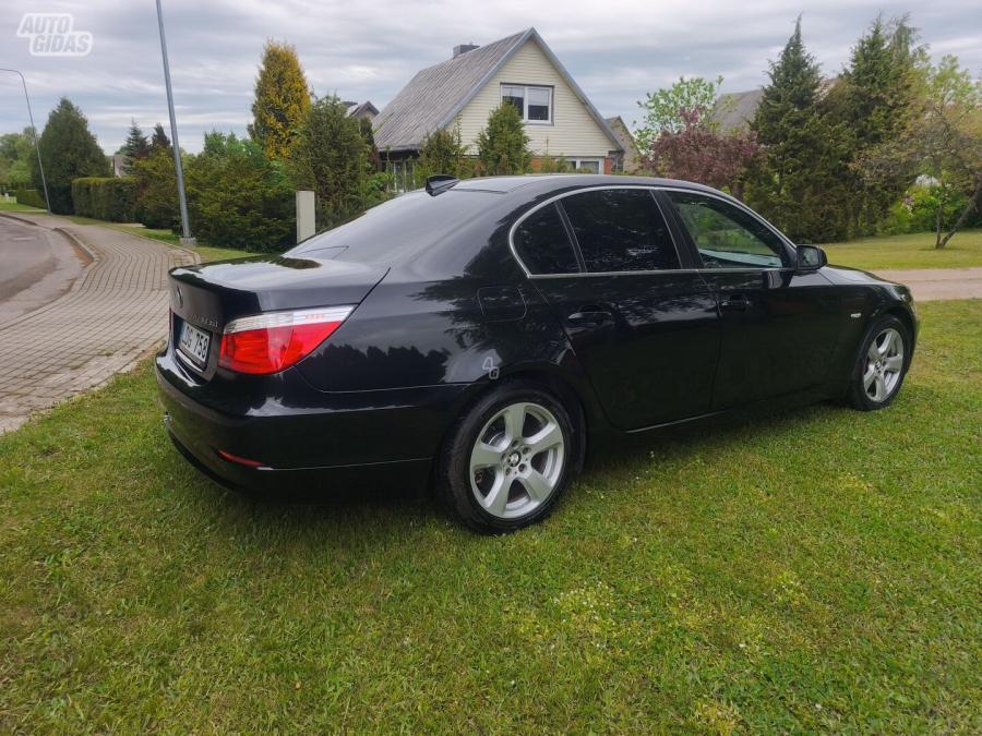 Melns BMW 530 2007 Kretinga, ar dzinēja tilpumu 3.00 L un nobraukumu 337 tūkst. km par 5900 €, foto 5 vietnē AUTOMOTO.COM.LV