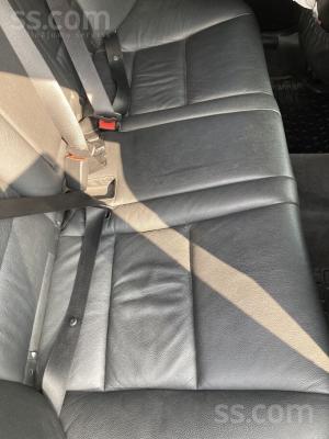 Melns BMW 530 2007 Rīga, ar dzinēja tilpumu 3.00 L un nobraukumu 395 tūkst. km par 3750 €, foto 8 vietnē AUTOMOTO.COM.LV