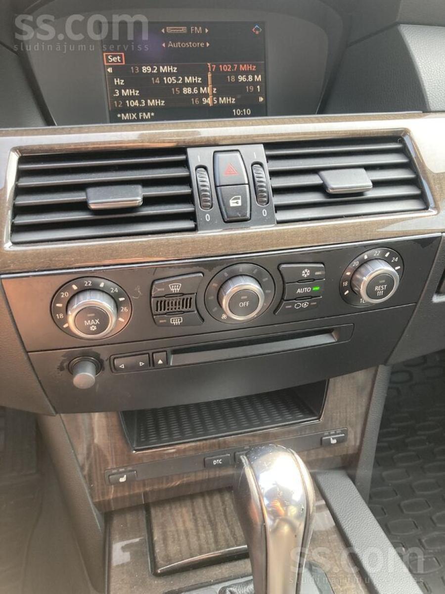 Melns BMW 530 2007 Rīga, ar dzinēja tilpumu 3.00 L un nobraukumu 395 tūkst. km par 3750 €, foto 12 vietnē AUTOMOTO.COM.LV