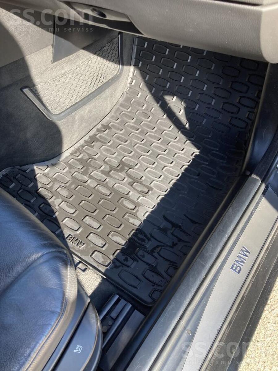 Melns BMW 530 2007 Rīga, ar dzinēja tilpumu 3.00 L un nobraukumu 395 tūkst. km par 3750 €, foto 15 vietnē AUTOMOTO.COM.LV