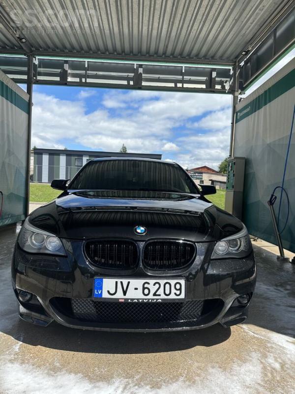 Black BMW 530 2007 in Ludza, with an engine capacity of 3.00 L and mileage of 350 thousand km for 5801 €, photo 5 on AUTOMOTO.COM.LV