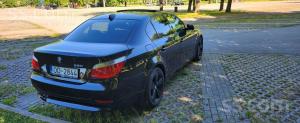 Black BMW 530 2007 in Ventspils, with an engine capacity of 3.00 L and mileage of 298 thousand km for 4350 €, photo 3 on AUTOMOTO.COM.LV