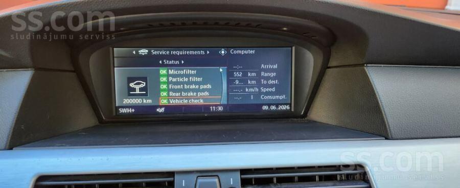 Black BMW 530 2007 in Ventspils, with an engine capacity of 3.00 L and mileage of 298 thousand km for 4350 €, photo 13 on AUTOMOTO.COM.LV