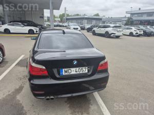 Melns BMW 530 2007 Rīga, ar dzinēja tilpumu 3.00 L un nobraukumu 396 tūkst. km par 4900 €, foto  vietnē AUTOMOTO.COM.LV