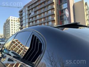 Black BMW 530 2007 in Riga, with an engine capacity of 3.00 L and mileage of 325 thousand km for 6490 €, photo 8 on AUTOMOTO.COM.LV