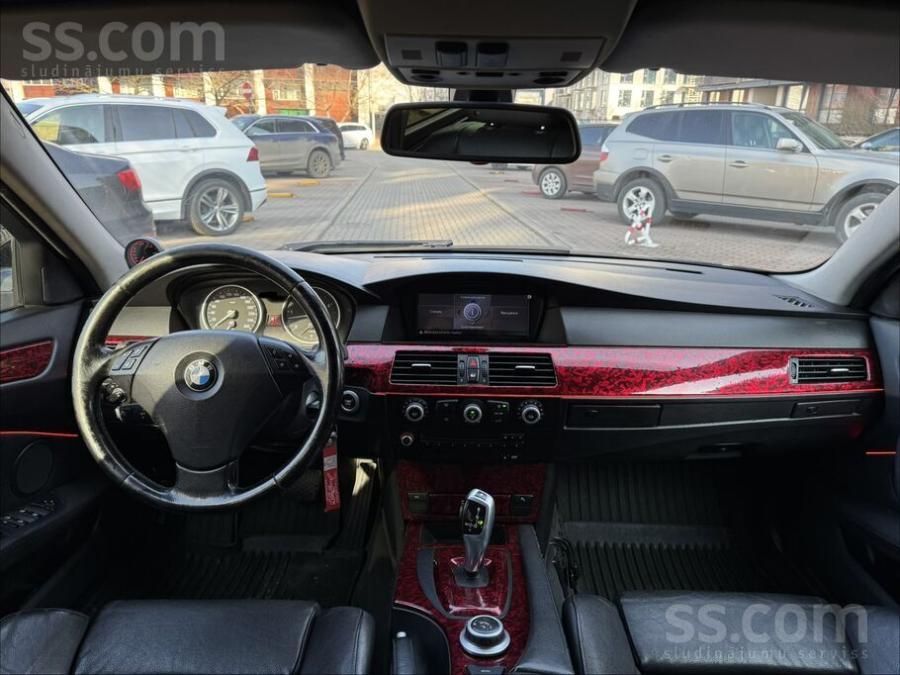 Black BMW 530 2007 in Riga, with an engine capacity of 3.00 L and mileage of 325 thousand km for 6490 €, photo 11 on AUTOMOTO.COM.LV
