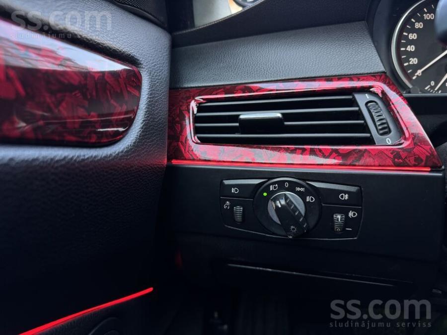 Black BMW 530 2007 in Riga, with an engine capacity of 3.00 L and mileage of 325 thousand km for 6490 €, photo 23 on AUTOMOTO.COM.LV