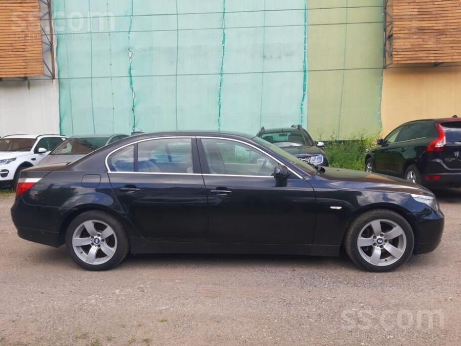 Melns BMW 530 2007 Daugavpils, ar dzinēja tilpumu 3.00 L un nobraukumu 0 tūkst. km par 6550 €, foto 6 vietnē AUTOMOTO.COM.LV