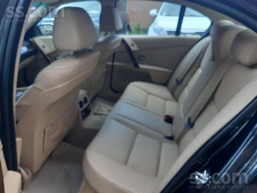 Melns BMW 530 2007 Daugavpils, ar dzinēja tilpumu 3.00 L un nobraukumu 0 tūkst. km par 6550 €, foto 18 vietnē AUTOMOTO.COM.LV