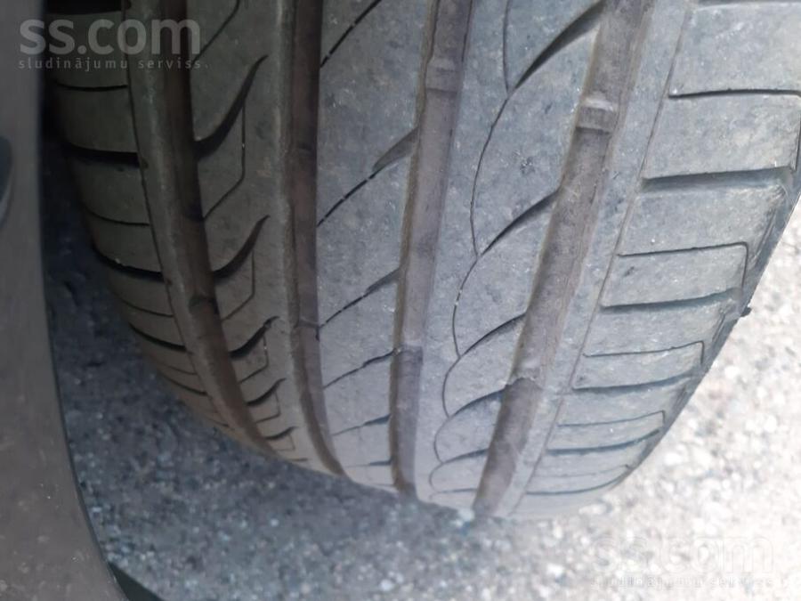 Melns BMW 530 2007 Daugavpils, ar dzinēja tilpumu 3.00 L un nobraukumu 0 tūkst. km par 6550 €, foto 21 vietnē AUTOMOTO.COM.LV
