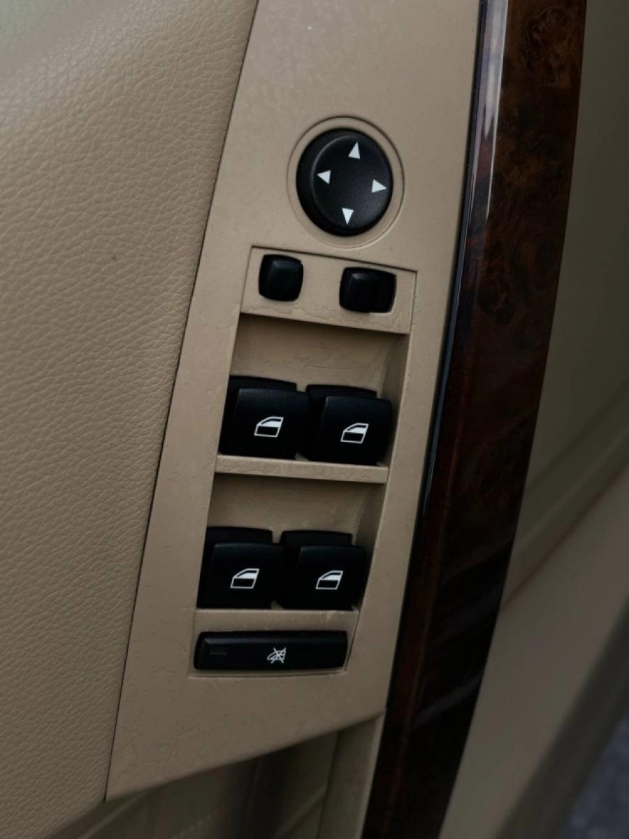 Melns BMW 530 2007 Rīga, ar dzinēja tilpumu 3.00 L un nobraukumu 237 tūkst. km par 6599 €, foto 8 vietnē AUTOMOTO.COM.LV