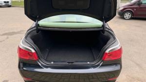 Melns BMW 530 2007 Rīga, ar dzinēja tilpumu 3.00 L un nobraukumu 237 tūkst. km par 6599 €, foto 30 vietnē AUTOMOTO.COM.LV