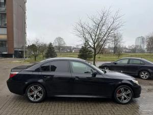 Melns BMW 530 2007 Rīga, ar dzinēja tilpumu 3.00 L un nobraukumu 359 tūkst. km par 5990 €, foto 3 vietnē AUTOMOTO.COM.LV