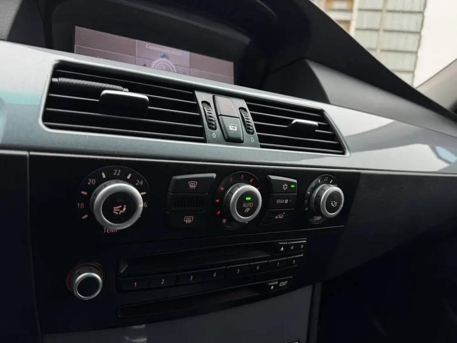 Melns BMW 530 2007 Rīga, ar dzinēja tilpumu 3.00 L un nobraukumu 359 tūkst. km par 5990 €, foto 17 vietnē AUTOMOTO.COM.LV