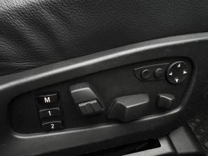 Melns BMW 530 2007 Rīga, ar dzinēja tilpumu 3.00 L un nobraukumu 359 tūkst. km par 5990 €, foto 20 vietnē AUTOMOTO.COM.LV