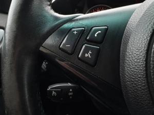 Melns BMW 530 2007 Rīga, ar dzinēja tilpumu 3.00 L un nobraukumu 359 tūkst. km par 5990 €, foto 23 vietnē AUTOMOTO.COM.LV