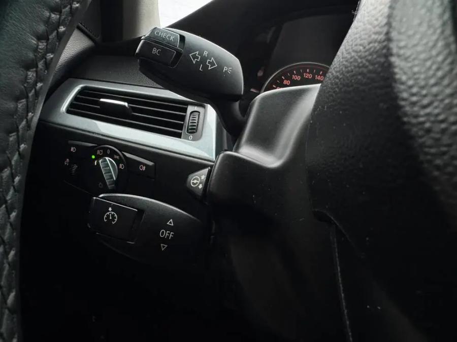 Melns BMW 530 2007 Rīga, ar dzinēja tilpumu 3.00 L un nobraukumu 359 tūkst. km par 5990 €, foto 24 vietnē AUTOMOTO.COM.LV